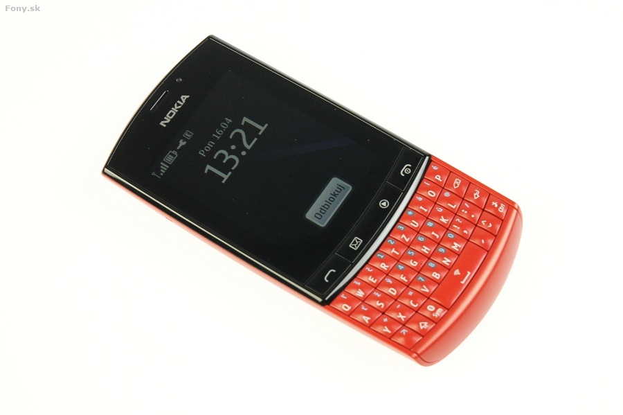 Recenzia: Nokia Asha 303