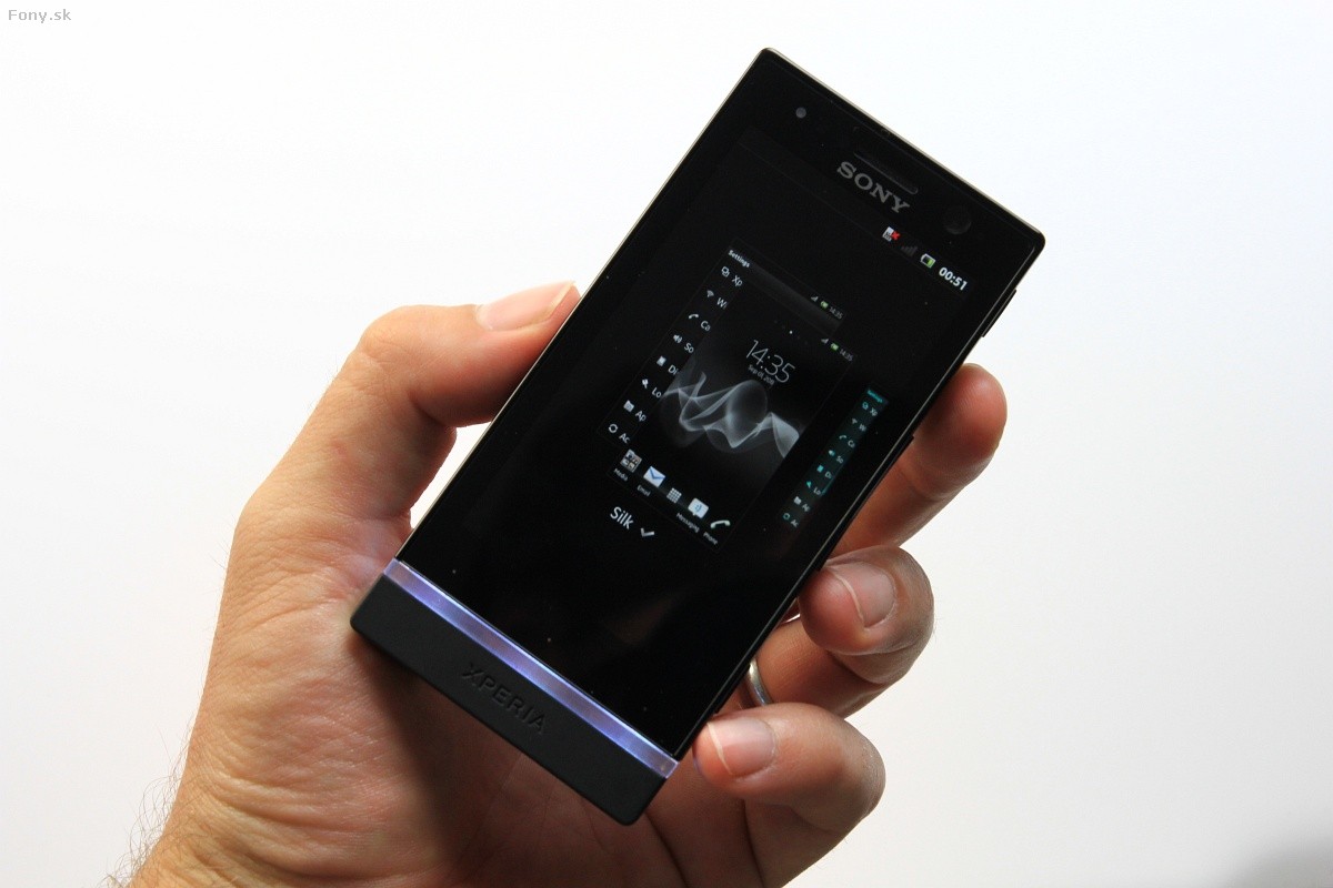 Recenzia: Sony Xperia U (ST25i)